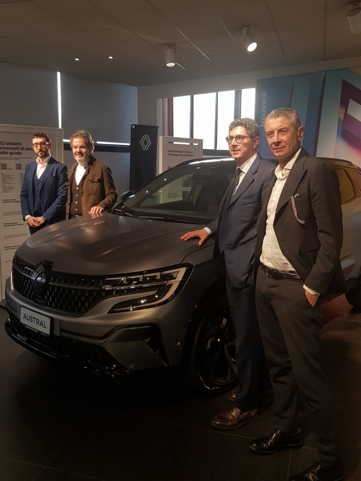 Centro Car Cazzaro e Renault: mobilità green - Prima Saronno