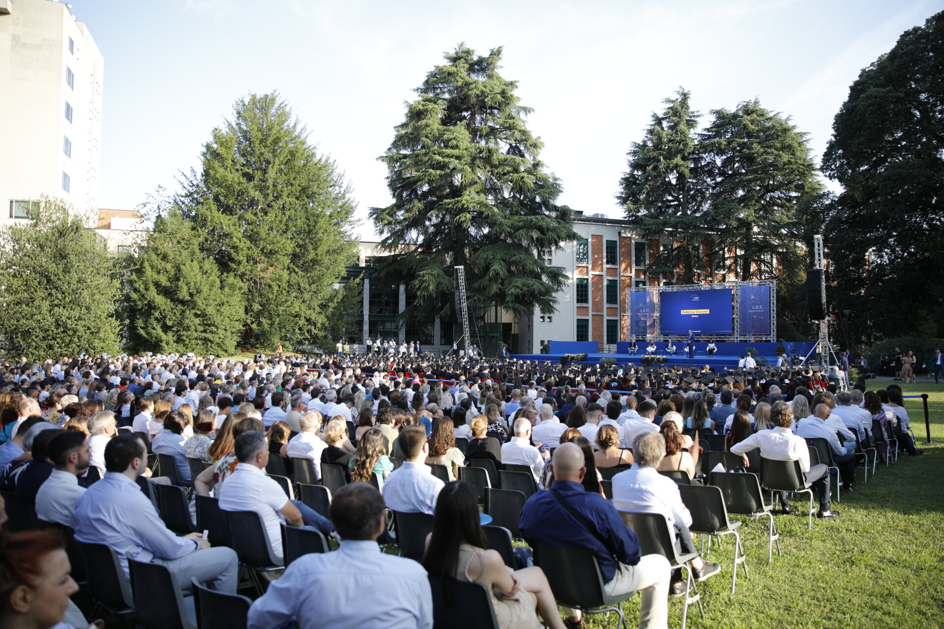 La Liuc festeggia i suoi laureati - Prima Saronno
